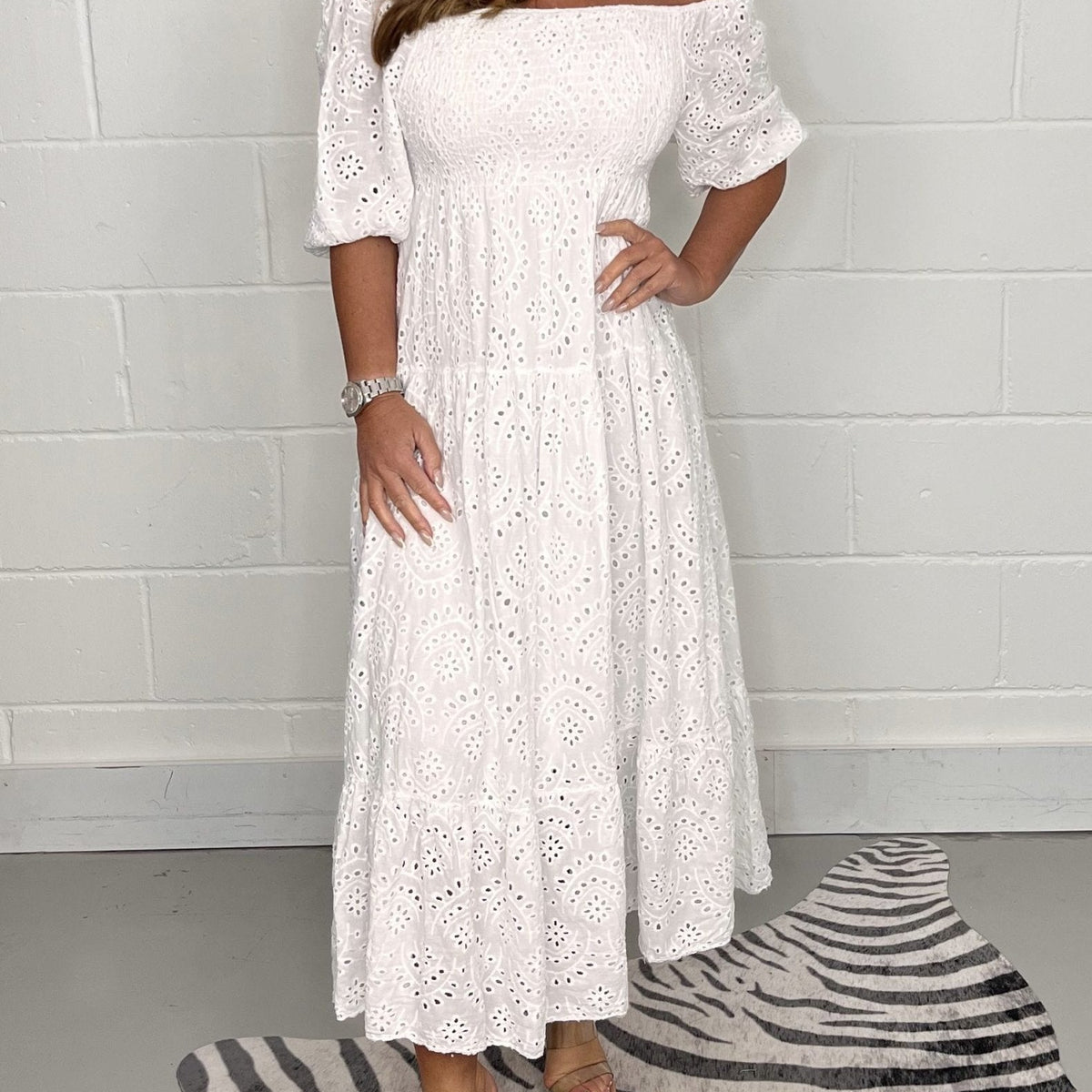 Elina™ - Relaxed Embroidered Dress – Mello Luni